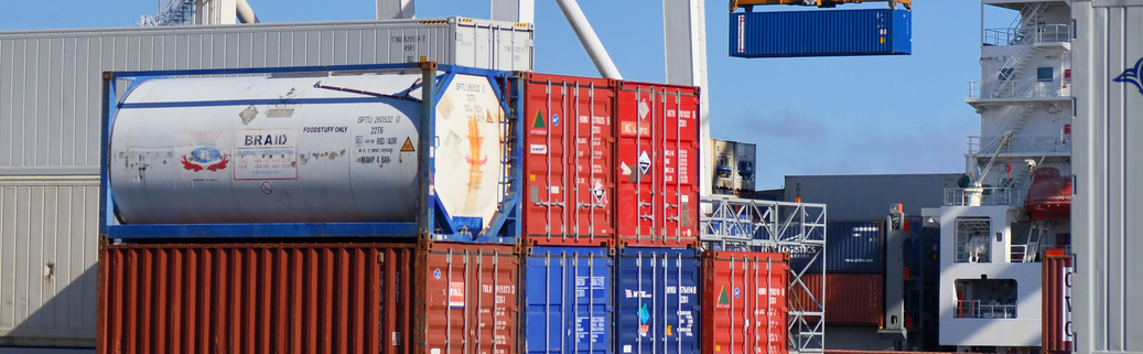 Crear un contenedor Docker para Python – DevCodeLight