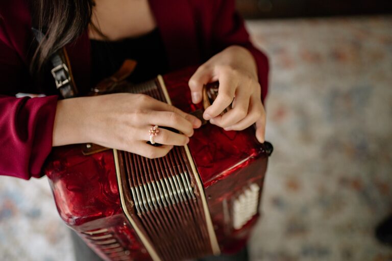 Accordion Component Using HTML, CSS, and JavaScript – DevCodeLight Accordion Component Using HTML, CSS, and JavaScript – DevCodeLight
